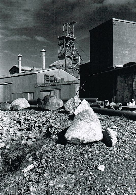 Geevor Tin Mine Gallery 1 - Cornish Mine Images - History in Black and ...