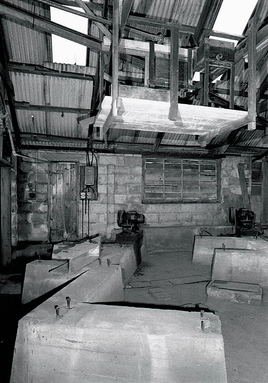 Geevor Tin Mine Gallery 9 - Cornish Mine Images - History in Black and ...