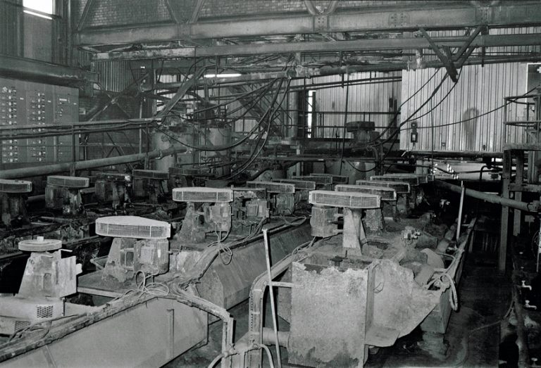 Wheal Jane Mill Gallery 2 - Cornish Mine Images - History in Black and ...