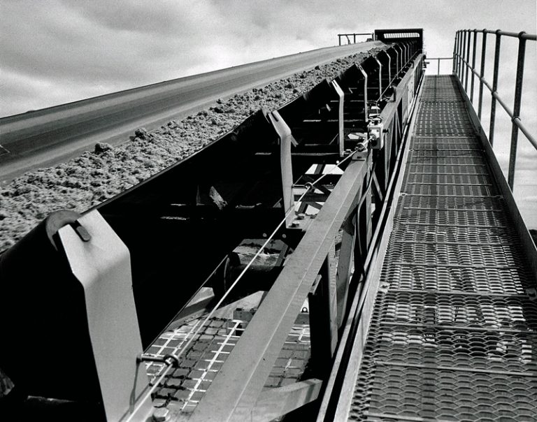 Greensplat China Clay Pit - Cornish Mine Images - History in Black and ...