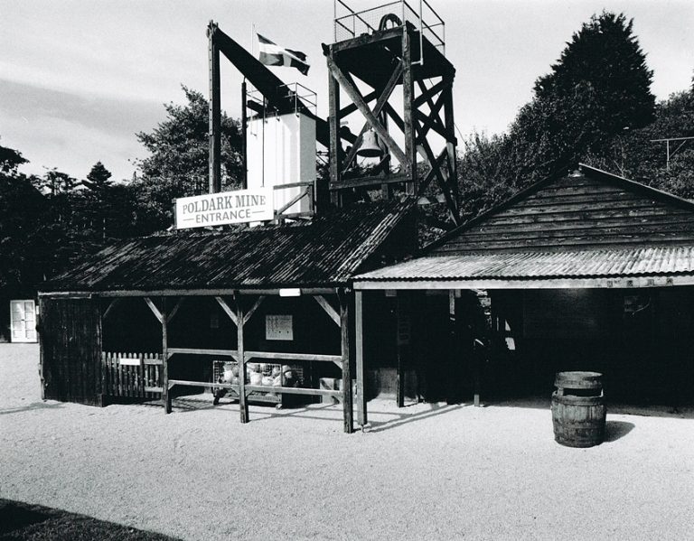 Wendron Mining District - Cornish Mine Images - History in Black and White