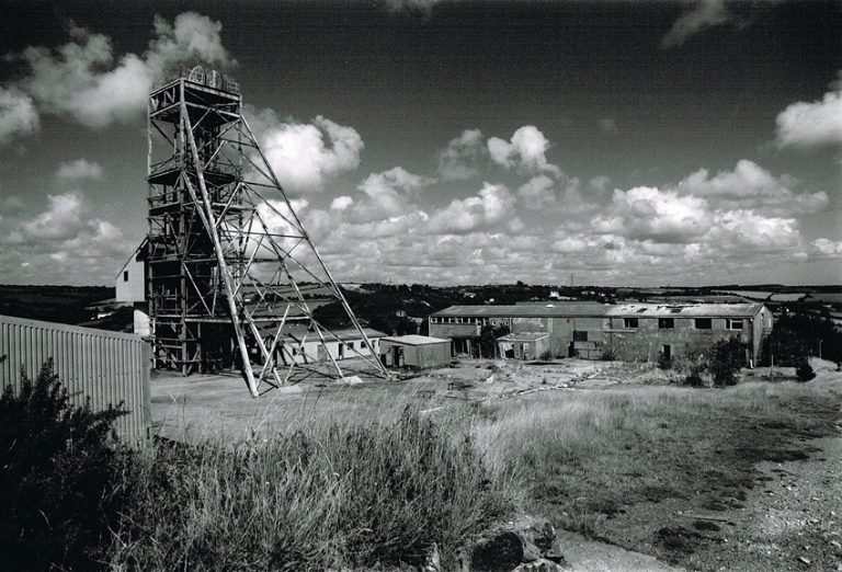 Gwennap Mining District - Cornish Mine Images - History in Black and White