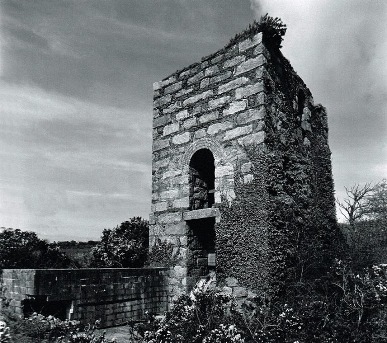 Wheal Peevor Mine - Cornish Mine Images - History in Black and White