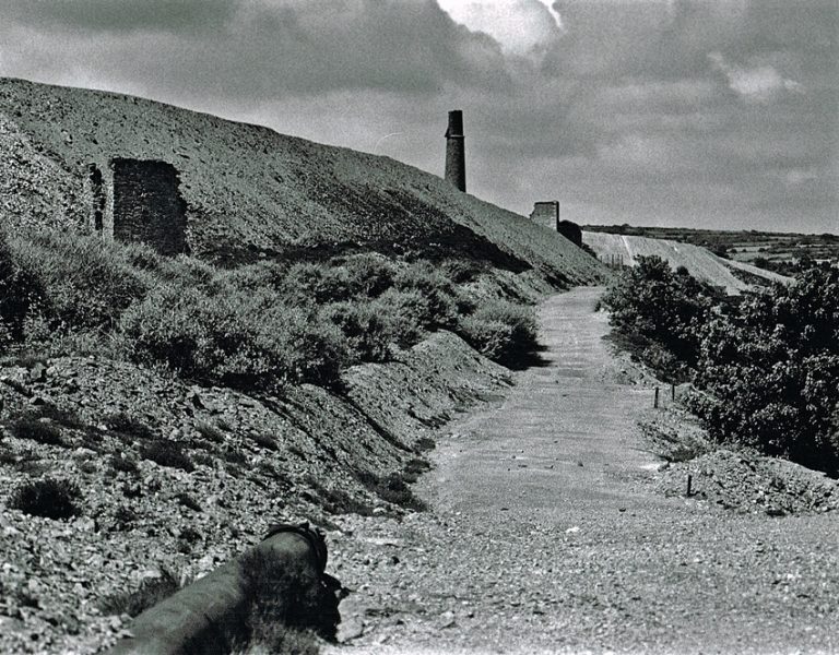 Consols & United Mines - Cornish Mine Images - History in Black and White