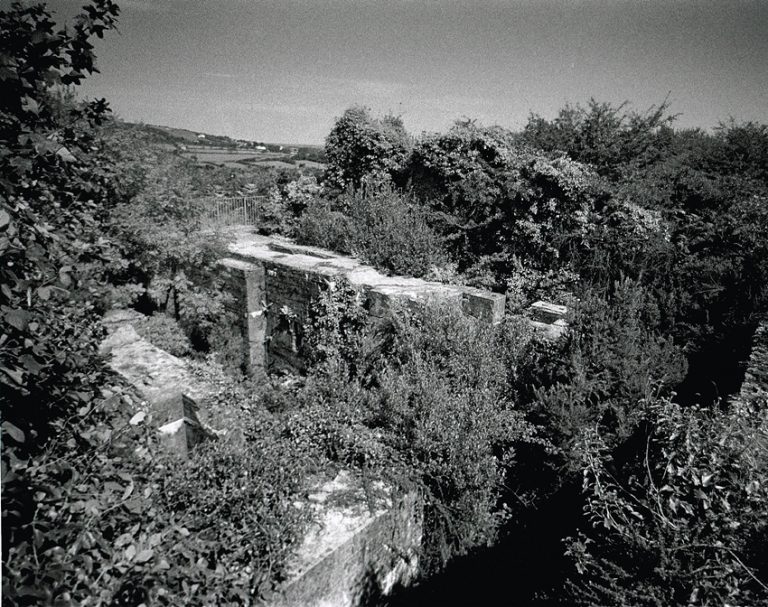 Tresavean Mine - Cornish Mine Images - History in Black and White