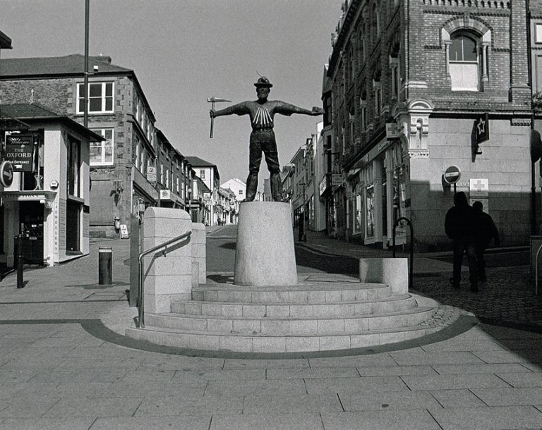 Redruth Town - Cornish Mine Images - History in Black and White