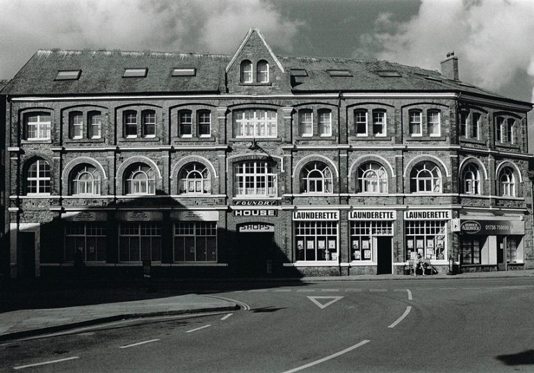 Hayle Gallery - Cornish Mine Images - History in Black and White
