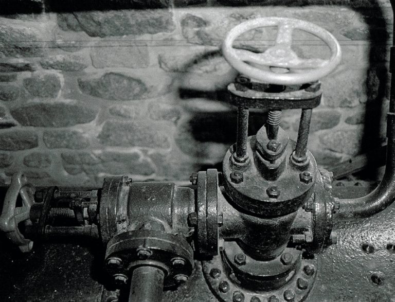 Levant Mine Beam Engine - Cornish Mine Images - History in Black and White