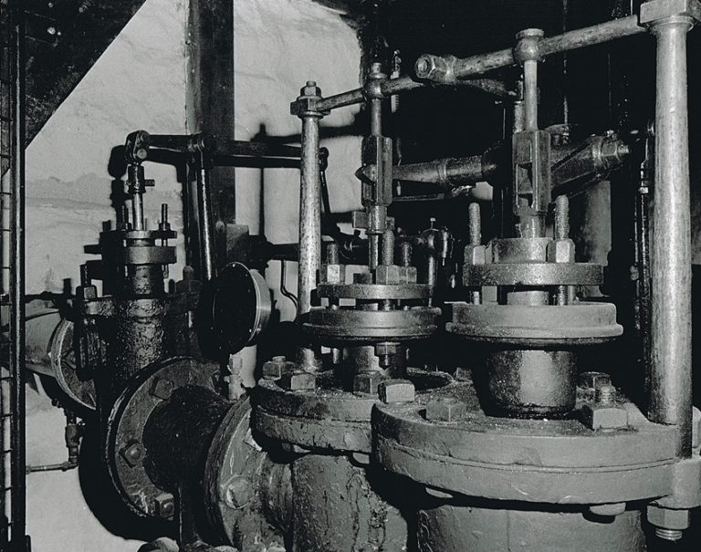 Levant Mine Beam Engine - Cornish Mine Images - History in Black and White