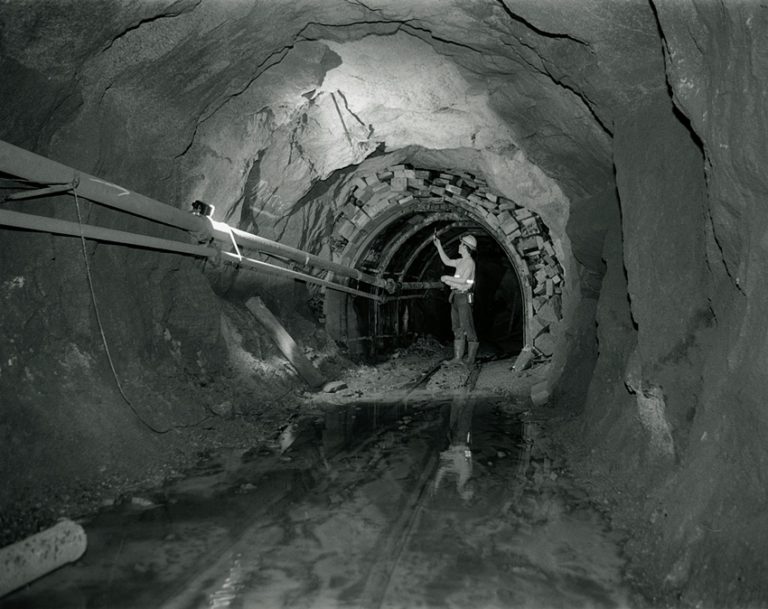 South Crofty Roskear Underground - Cornish Mine Images - History in ...