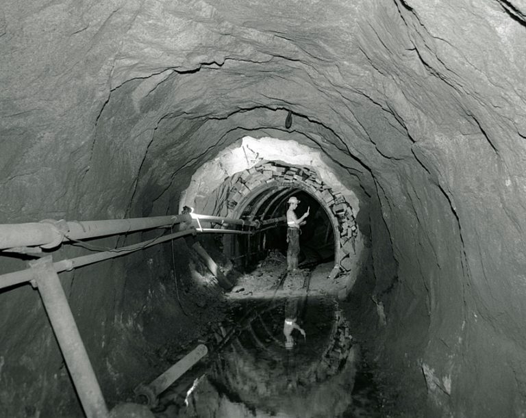 South Crofty Roskear Underground - Cornish Mine Images - History in ...